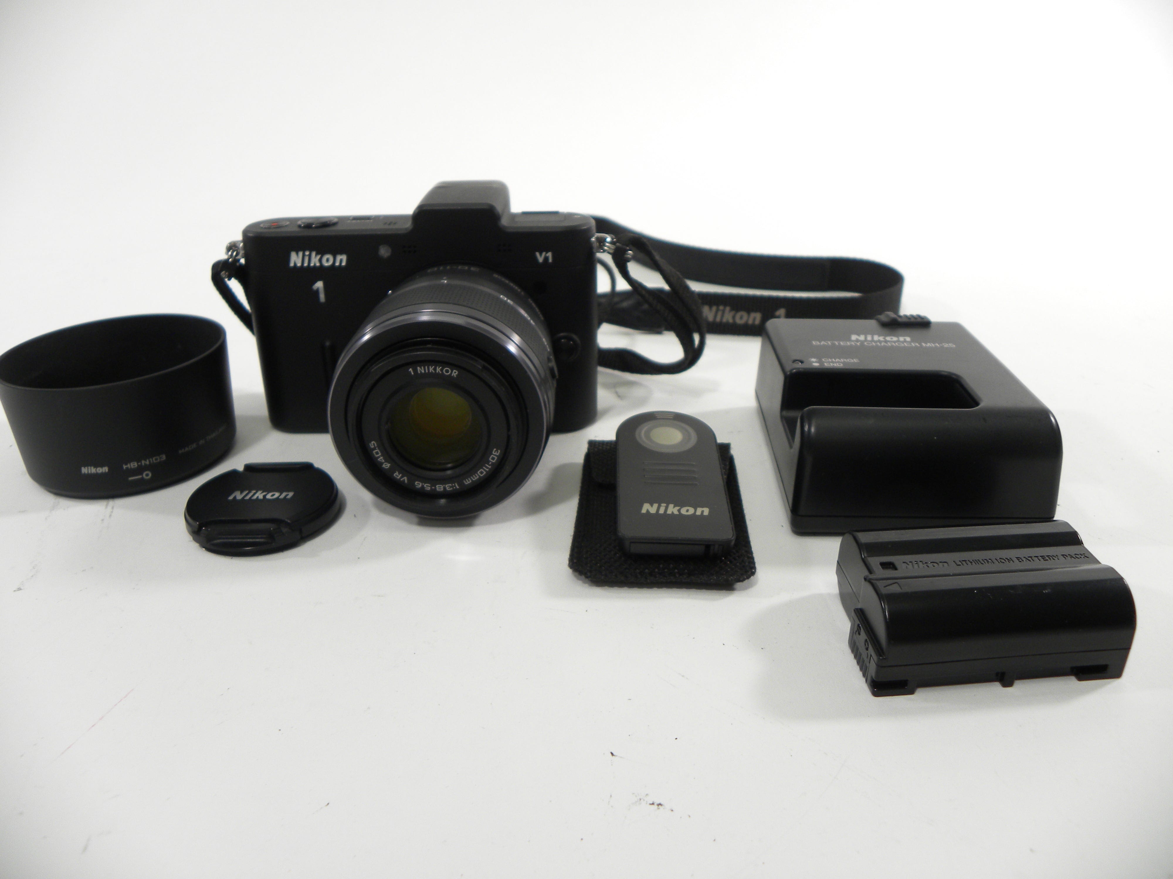 Nikon V1 10.1mp Digital Mirrorless camera w/30-110 f3.8-5.6 VR lens – Camera Exchange