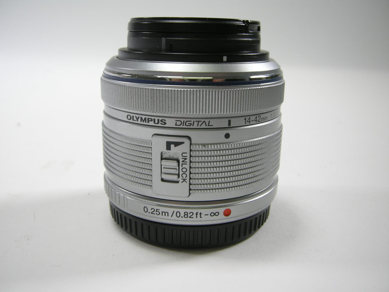 Olympus M. Zuiko Digital Micro 4/3 14-42mm f3.5-5.6 – Camera Exchange