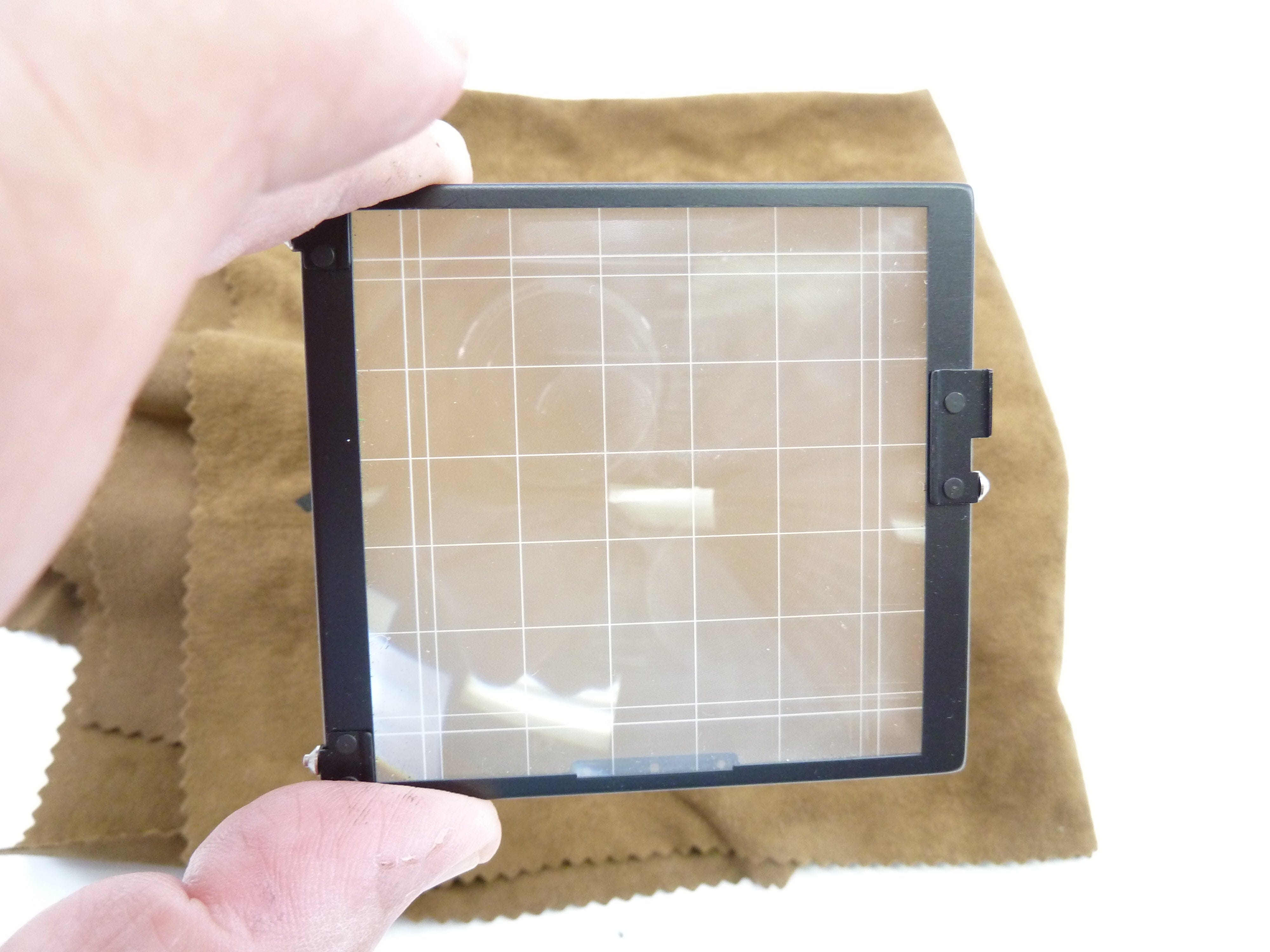 Beattie Brightscreen with Grid Pattern for Mamiya RZ67 – Camera Exchange