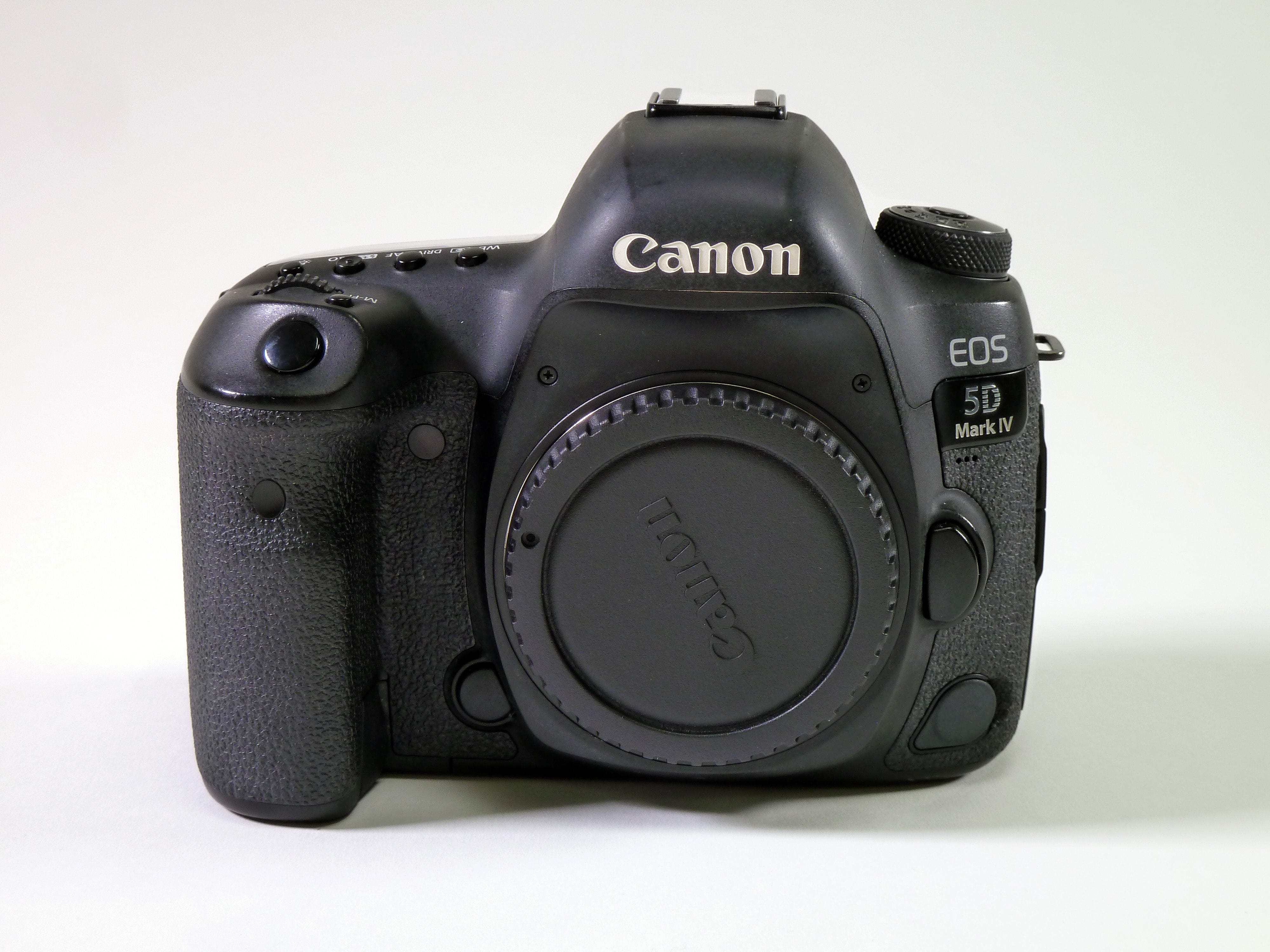 Canon 5D Mark IV Body Shutter Count 96877 – Camera Exchange