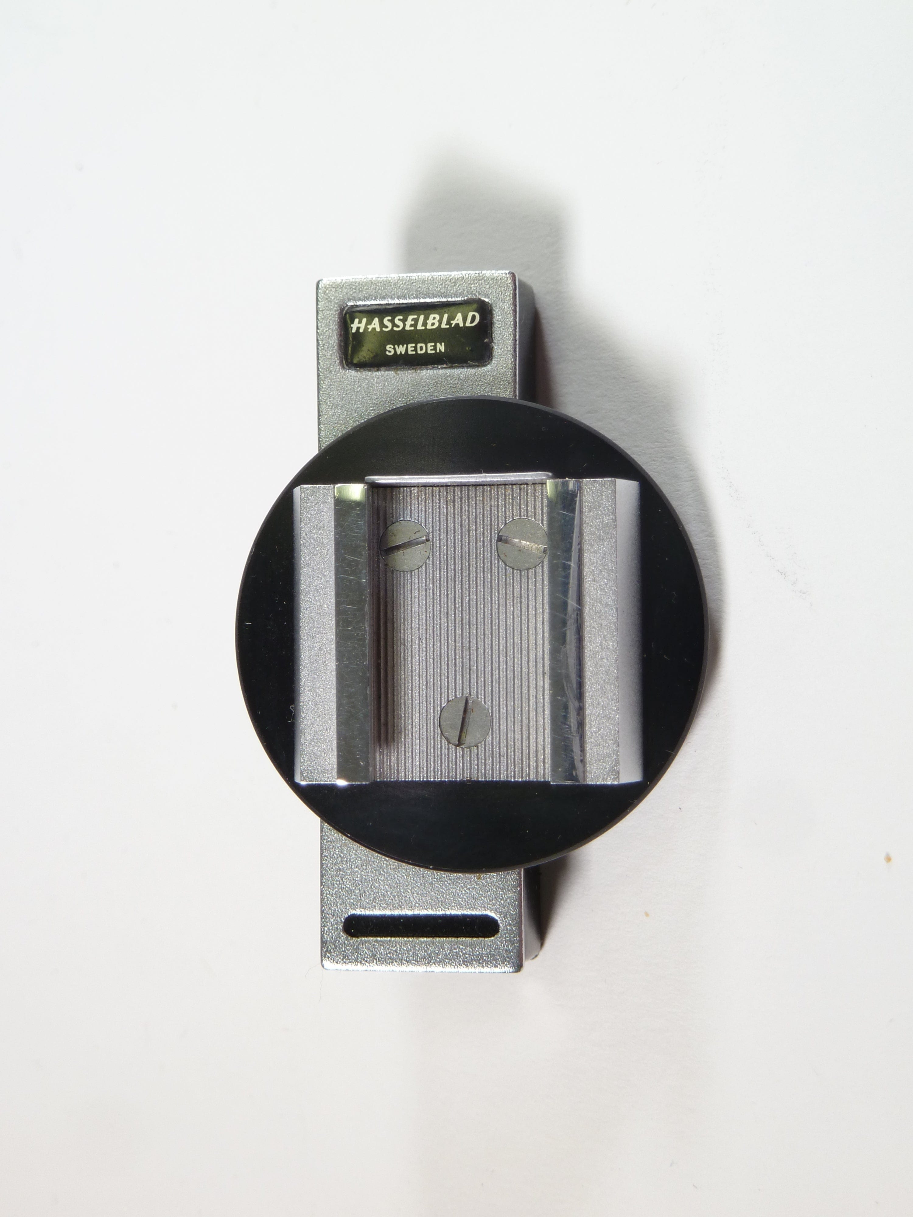 Hasselblad Adjustable Flash Adapter 43125 for 500 Series – Camera Exchange