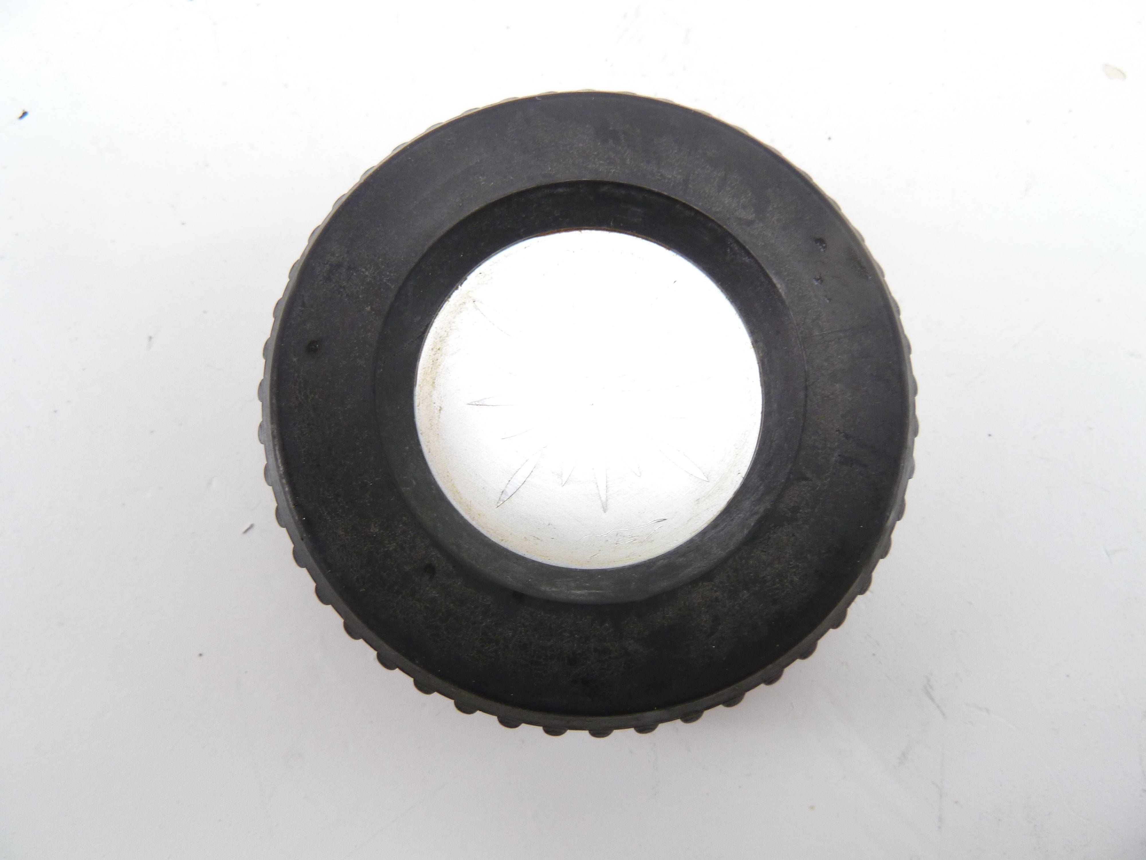 Mamiya Twin Lens Reflex Large Focusing Knob – Camera Exchange