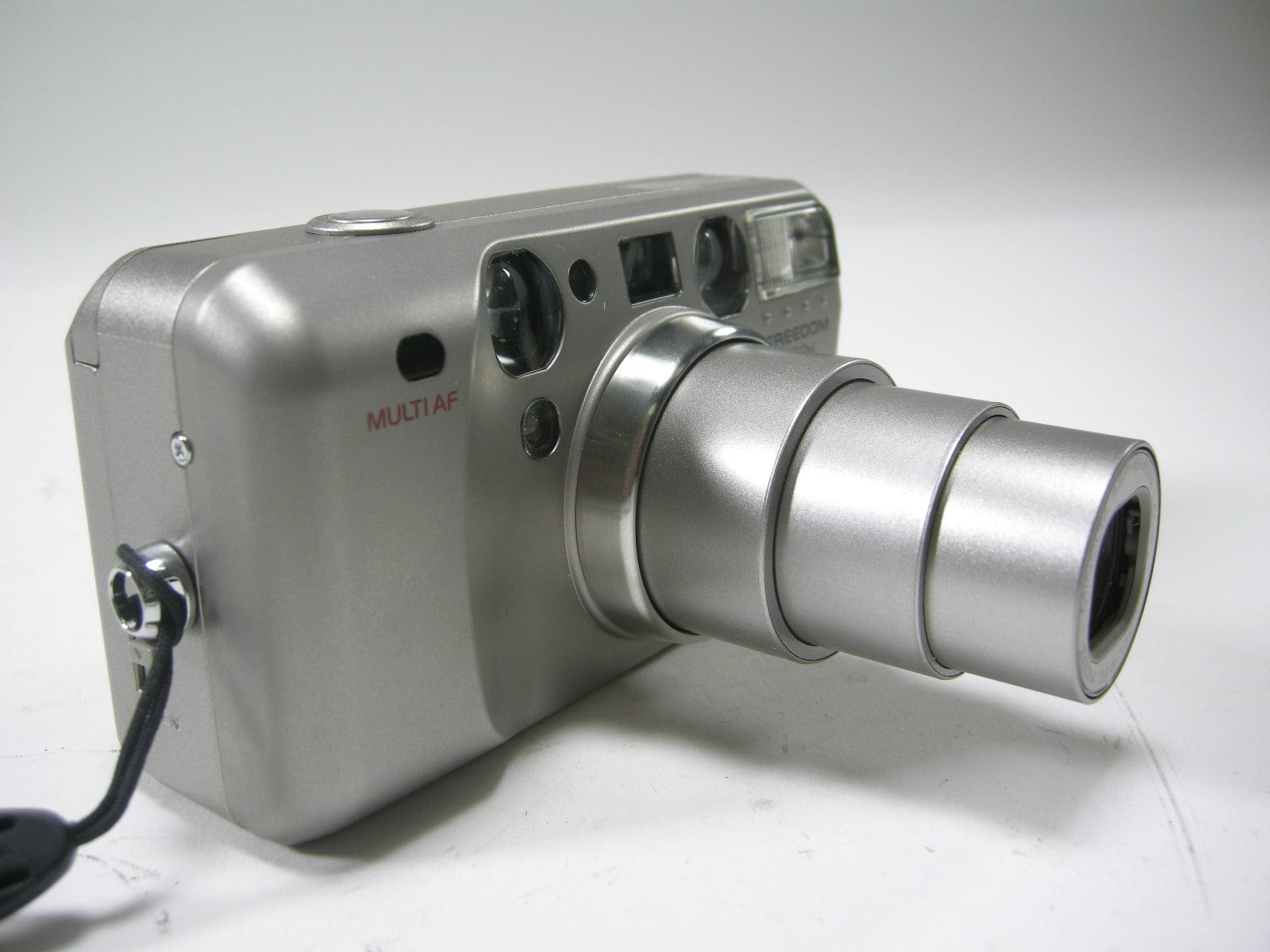 Minolta Freedom Zoom 130 35mm camera – Camera Exchange