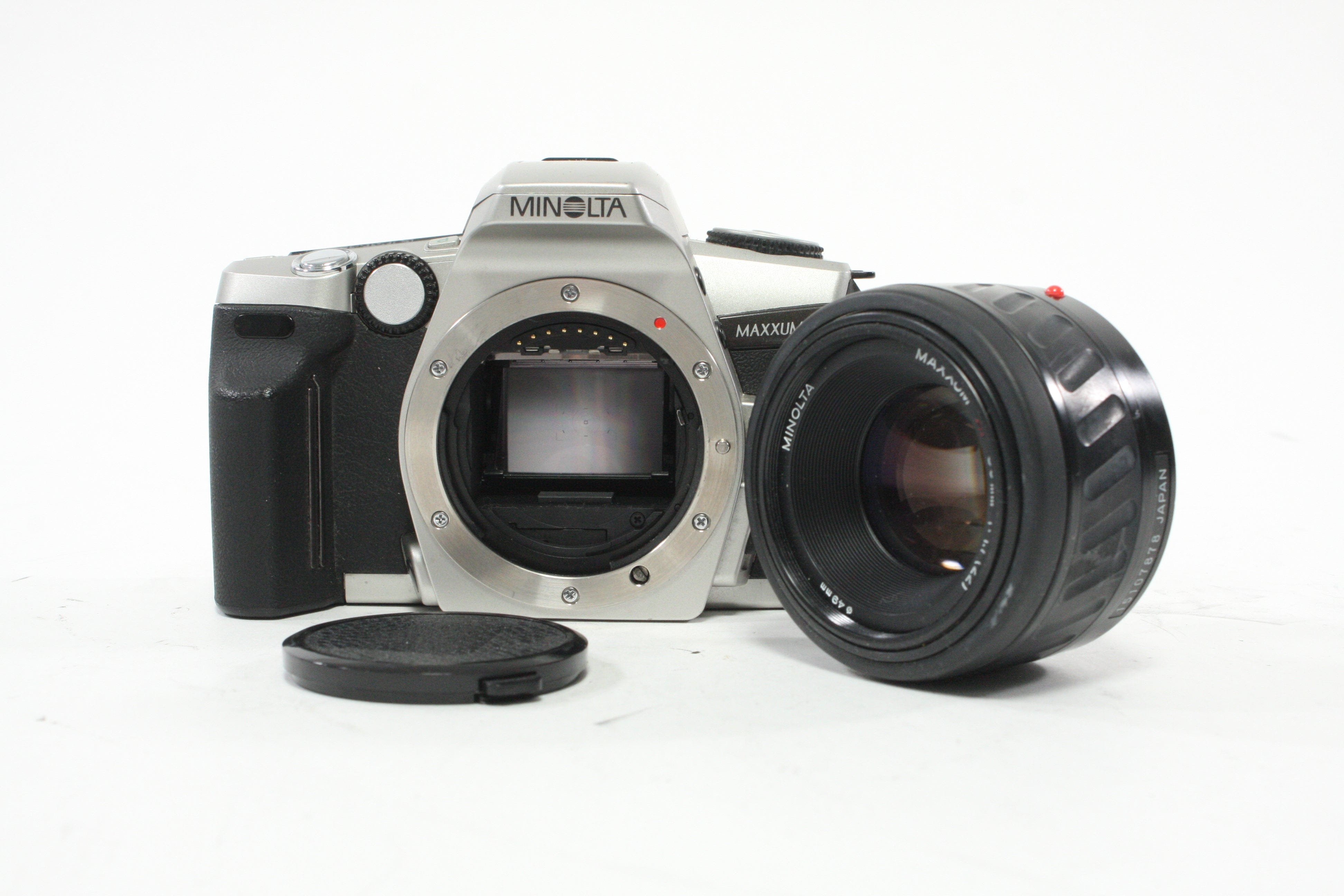 Minolta Maxxum 5 35mm SLR Camera with 50mm f/1.7 – Camera Exchange
