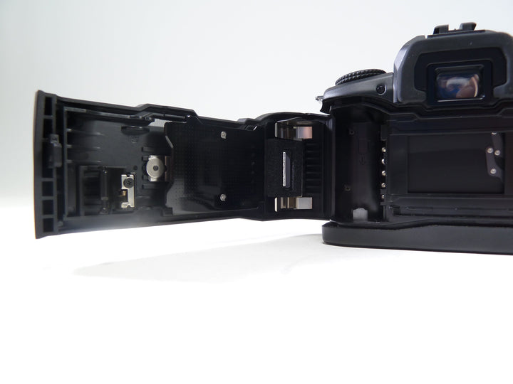 Minolta Maxxum 70 Body Only – Camera Exchange