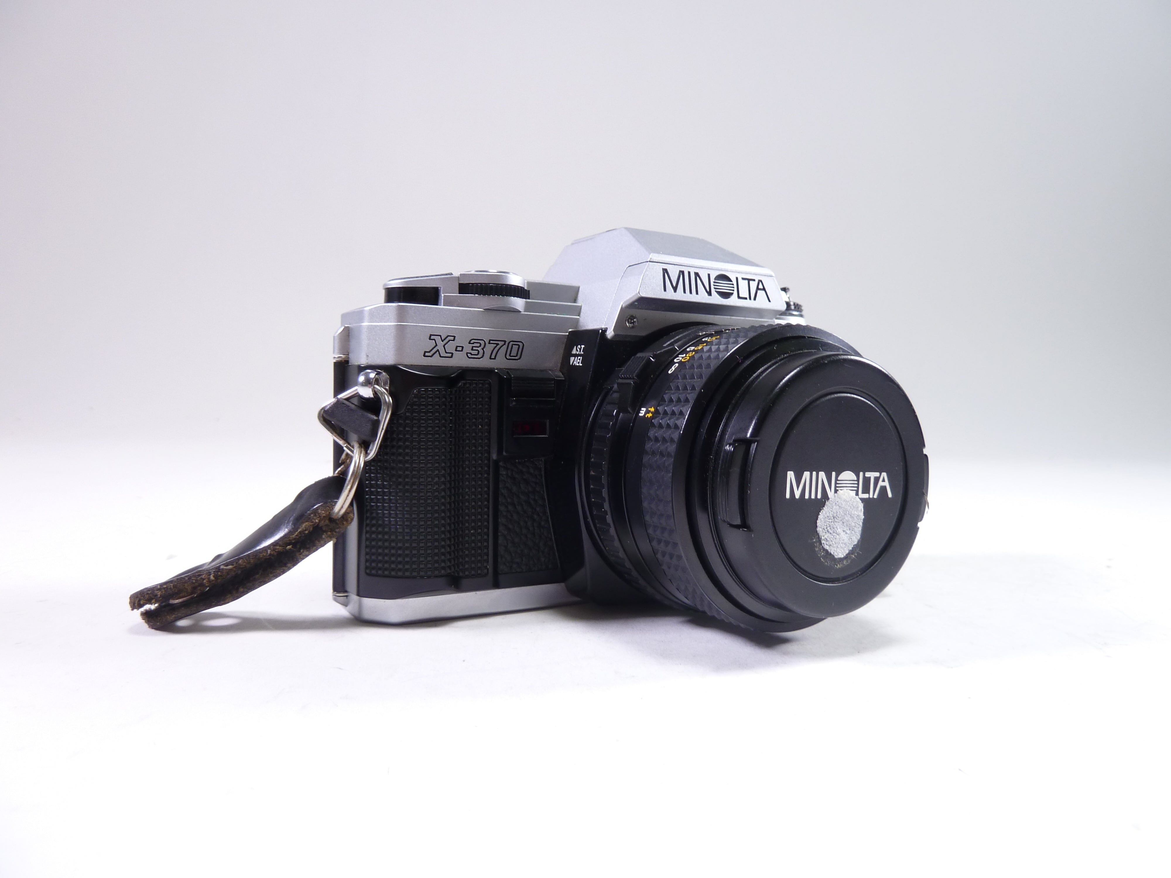 Minolta X-370 with 50mm f/1.7 – Camera Exchange