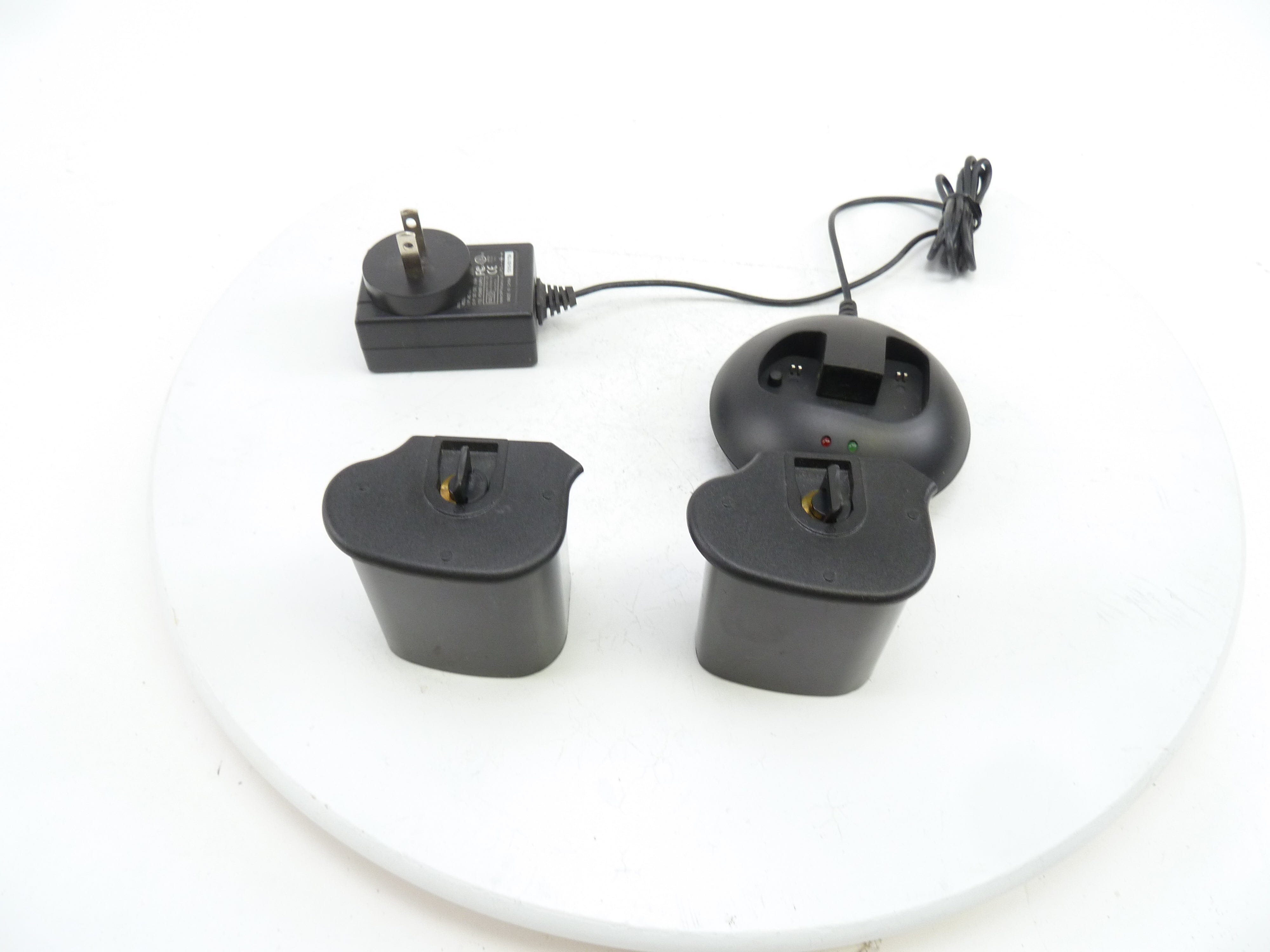 Phase One and Mamiya AF 2 Rechargeable Batteries with Charger – Camera ...