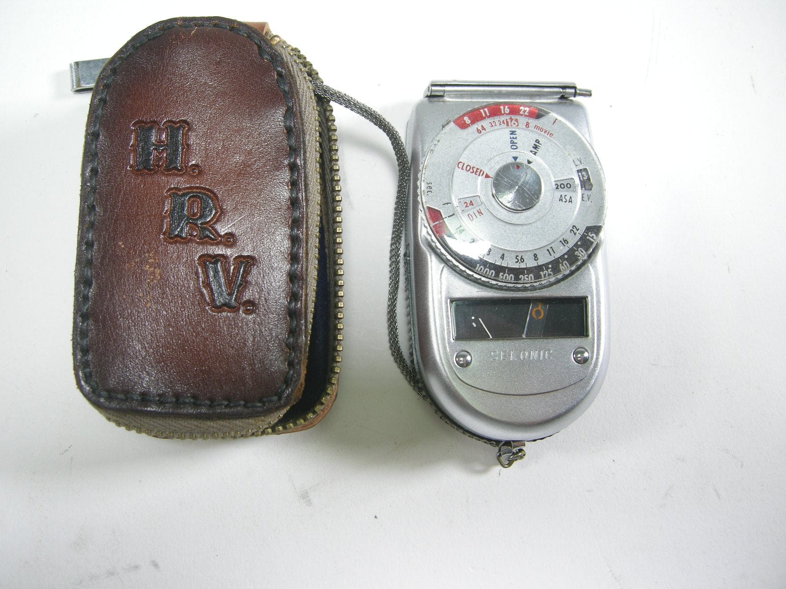 Sekonic Auto Leader Light Meter Model 38 – Camera Exchange