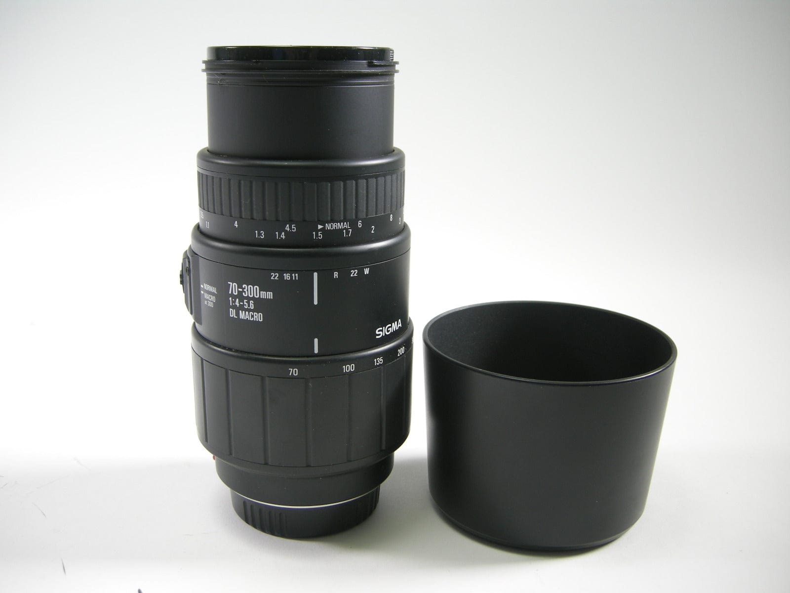 Sigma DL Macro 70-300 f4-5.6 A Mount – Camera Exchange