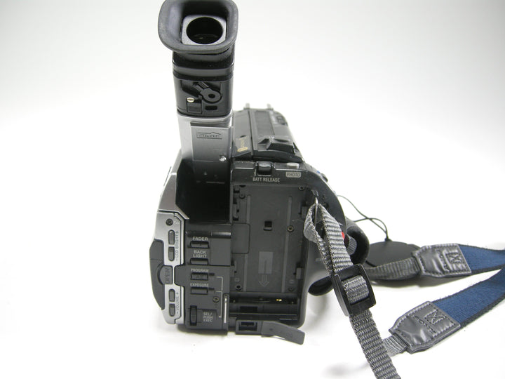 Sony DCR-TRV310 Digital 8 Camcorder – Camera Exchange
