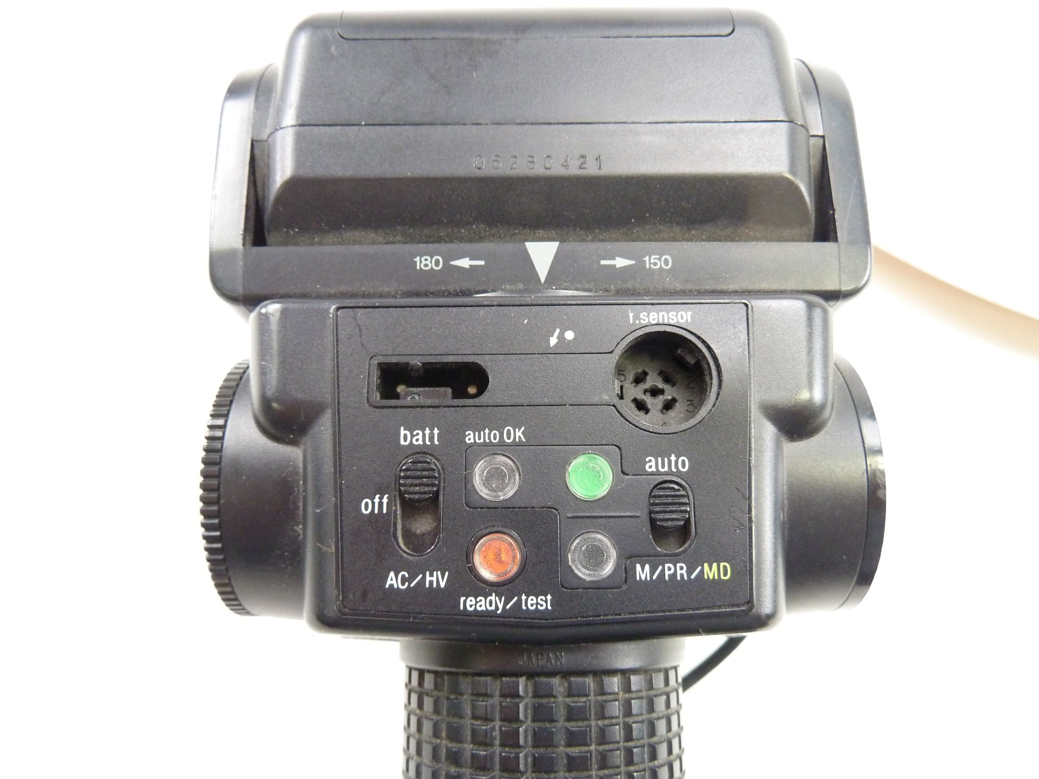 Sunpak Auto 522 Auto Thyristor Handle Mount Flash with brackets and co ...