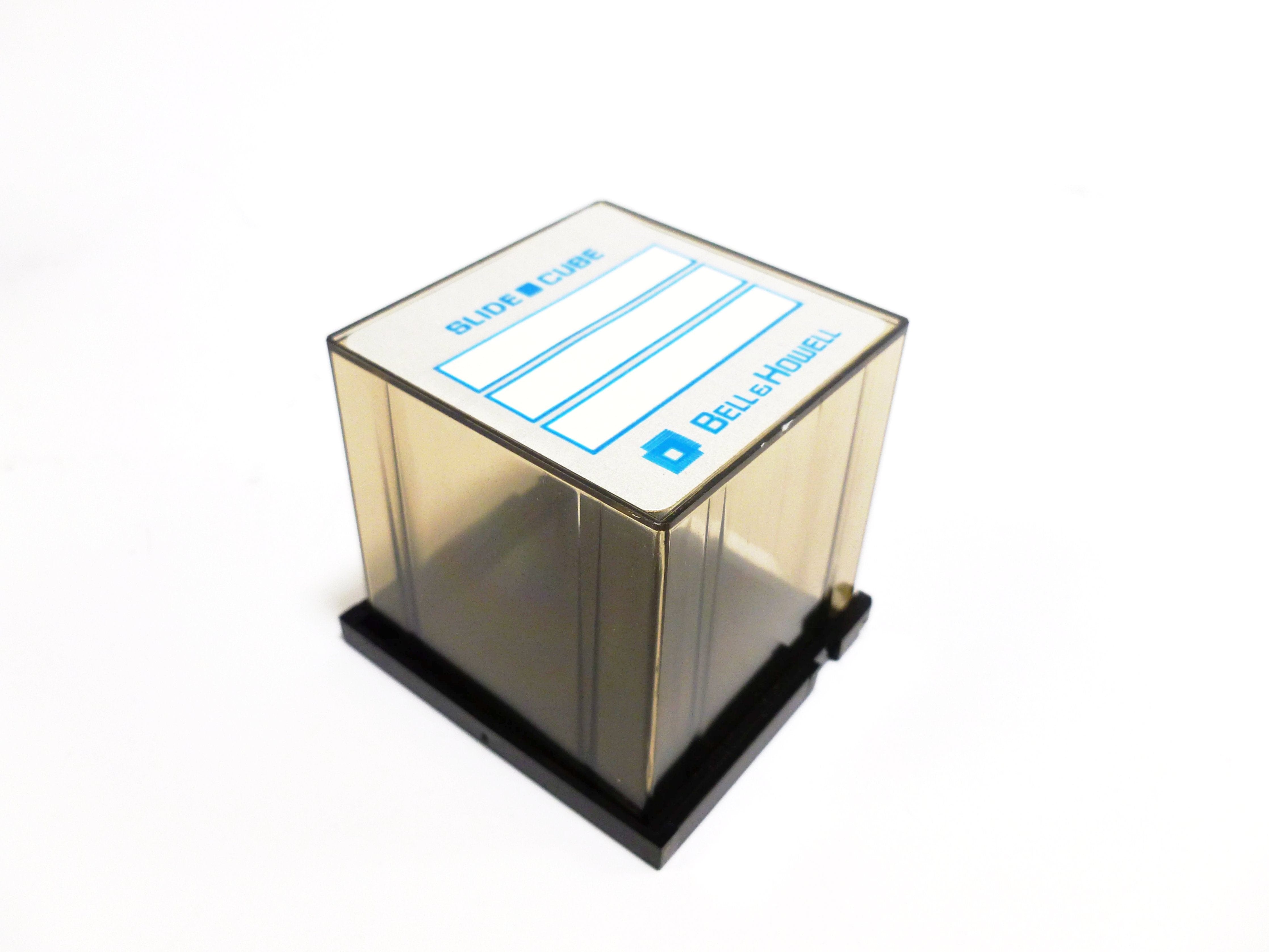 Bell and Howell Slide Cubes 16 Count – Camera Exchange