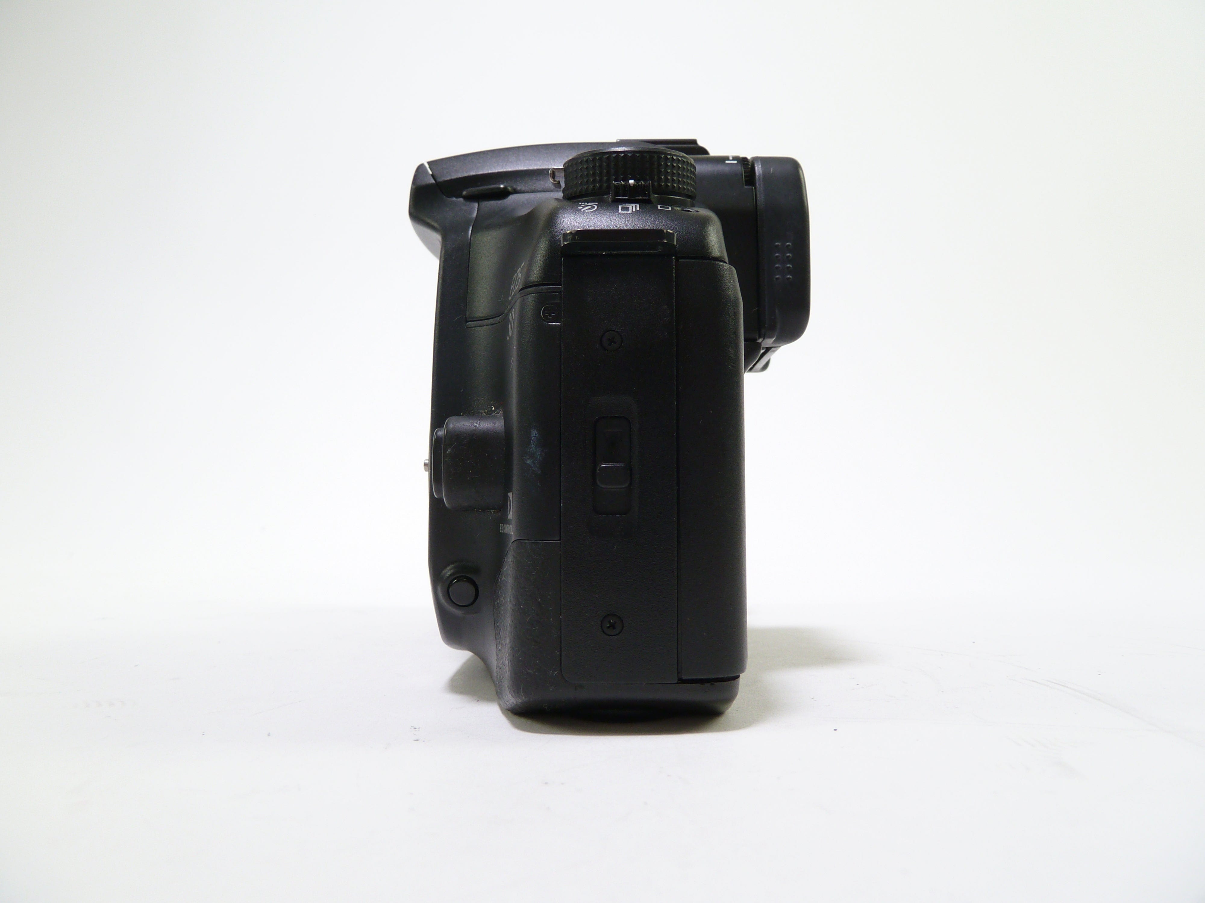 Canon EOS 30 - 35mm SLR Film Camera - AKA Elan 7E – Camera Exchange