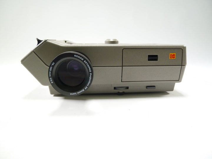 Kodak EKTAGRAPHIC III E Plus Projector w/ Kodak 75-120mm Projection Le ...
