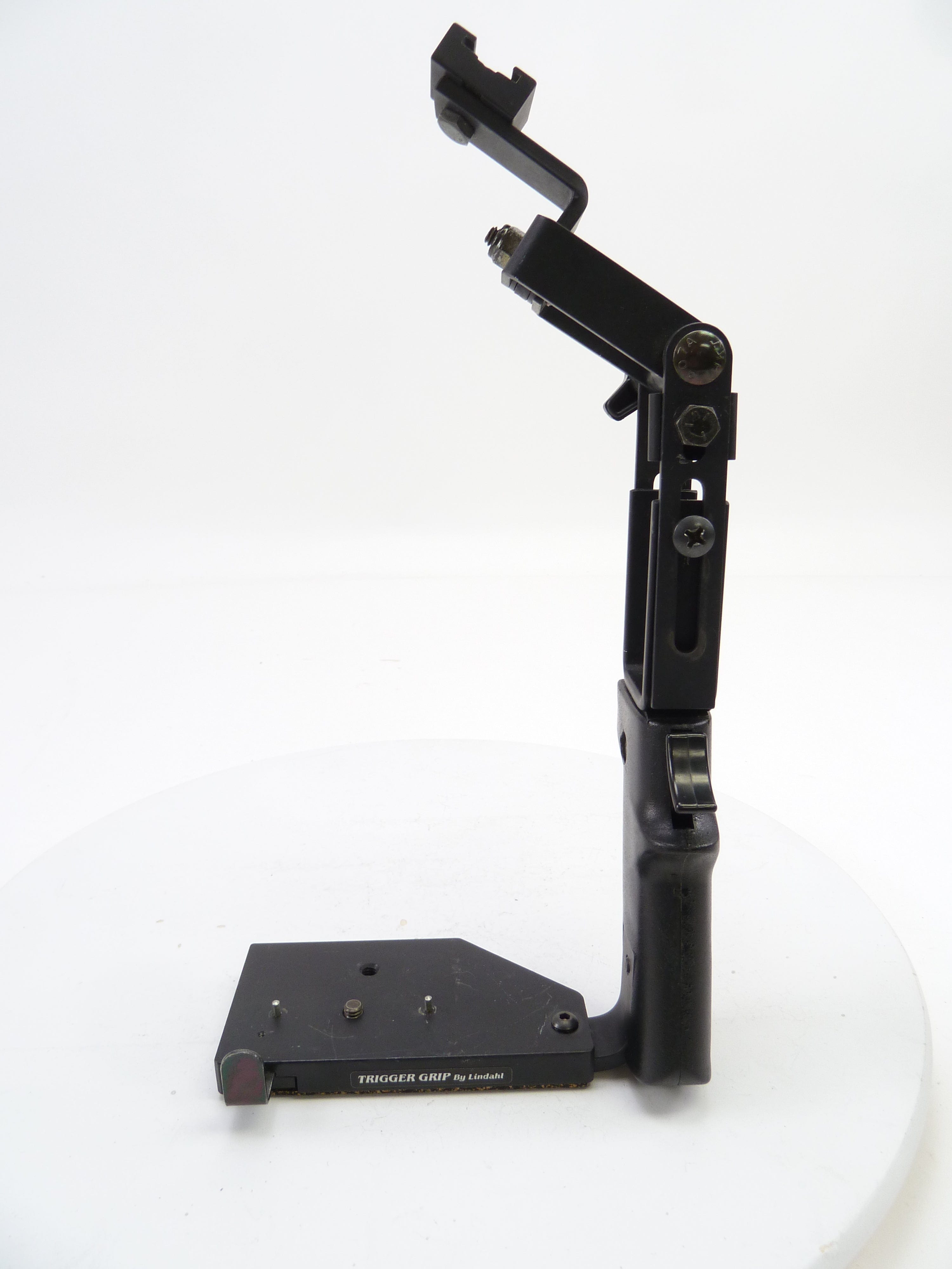 Lindahl Trigger Grip for Mamiya Twin Lens Reflex Cameras – Camera Exchange