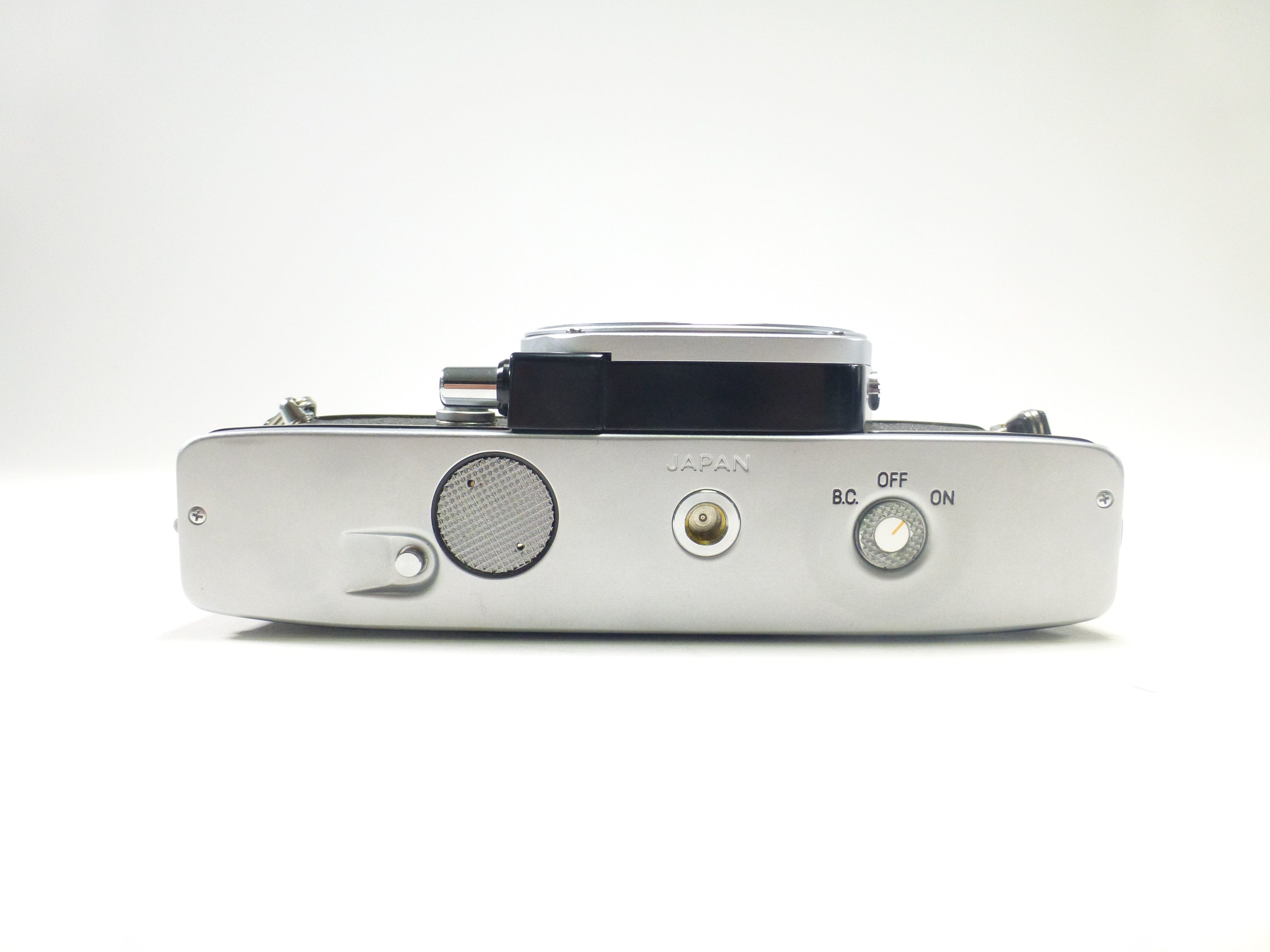 Minolta SRT 101 35mm Film SLR Camera w/55mm f/1.7 Rokkor PF Lens ...