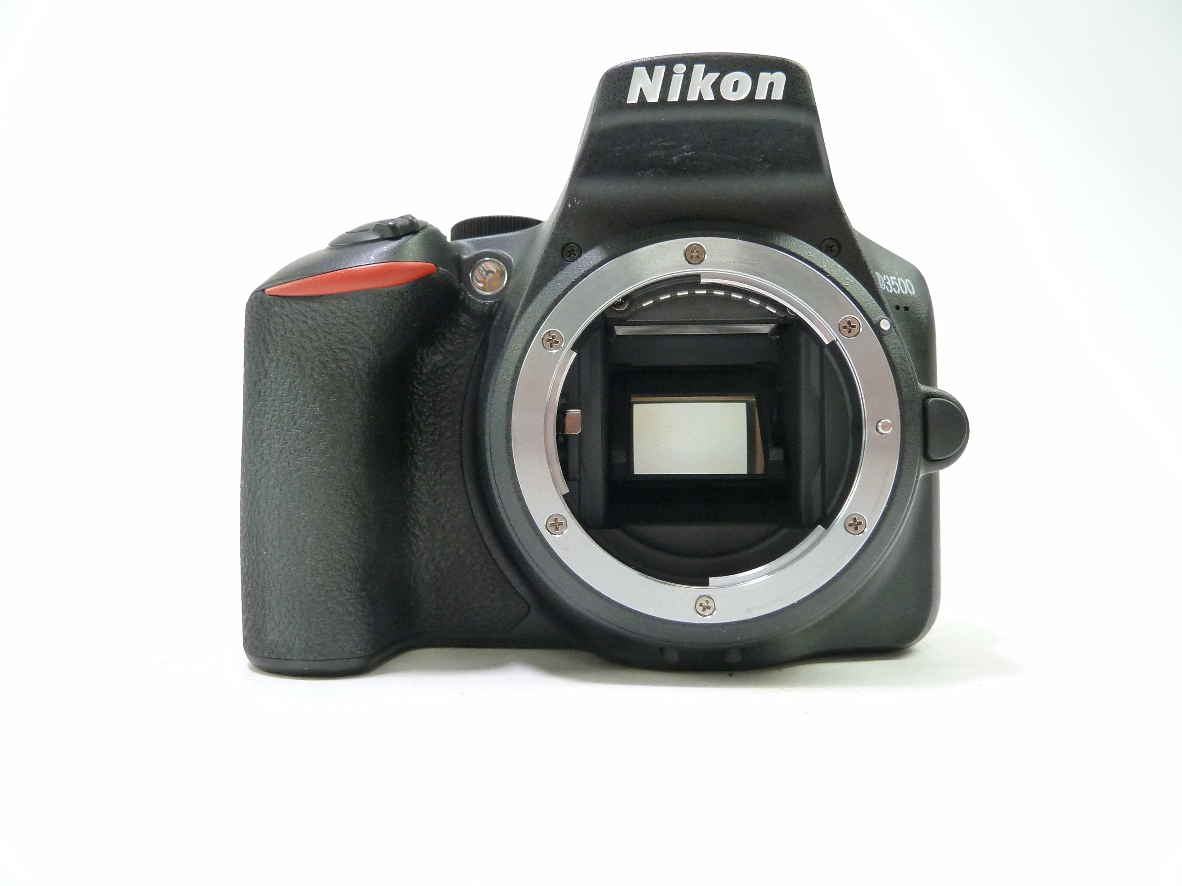 Nikon D3500 Digital SLR Camera with an 18-55mm lens – Camera Exchange