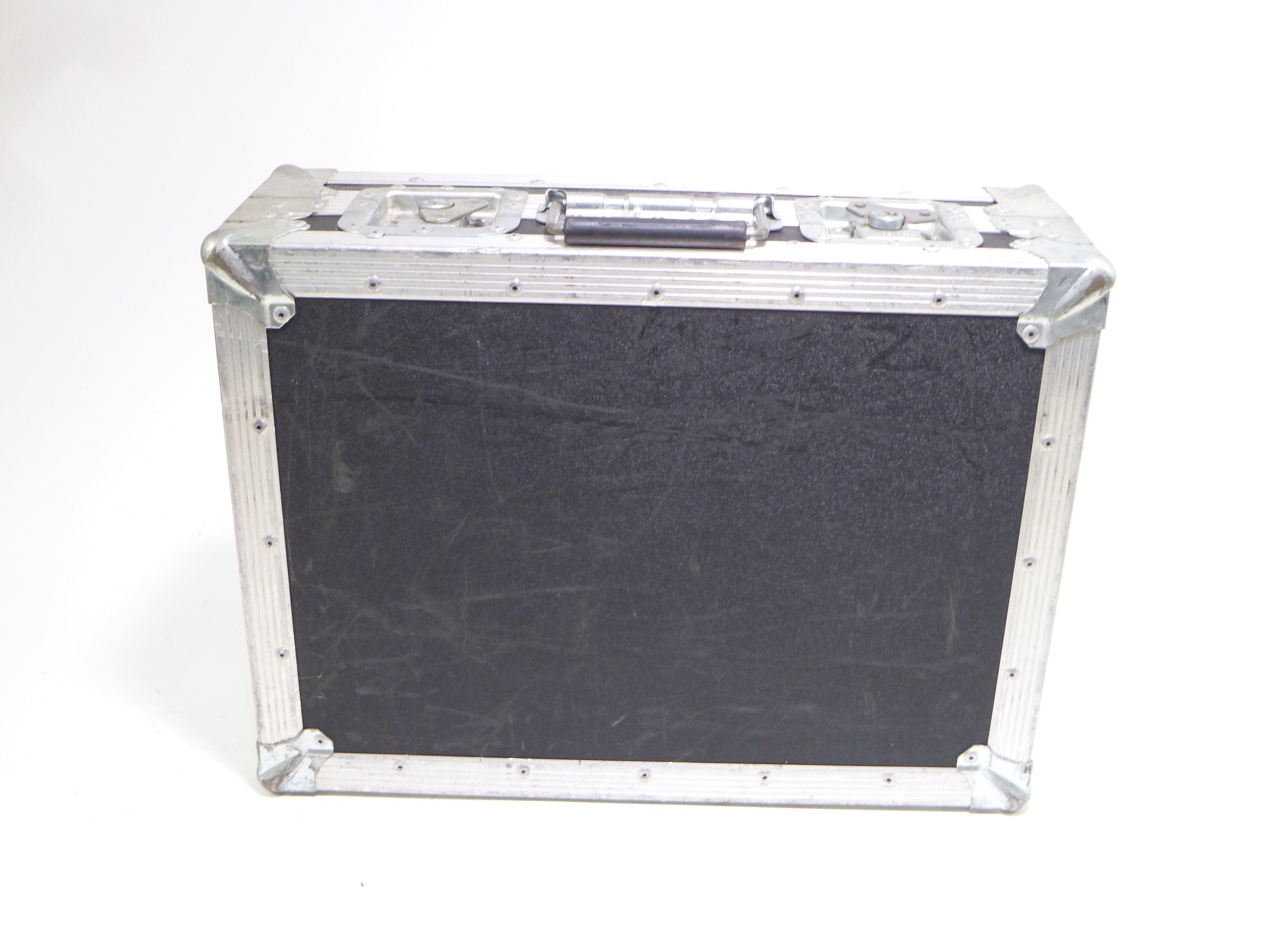 Penn Fabrication Hard Case w/ Wooden Panels - 20" x 15" x 7" – Camera ...