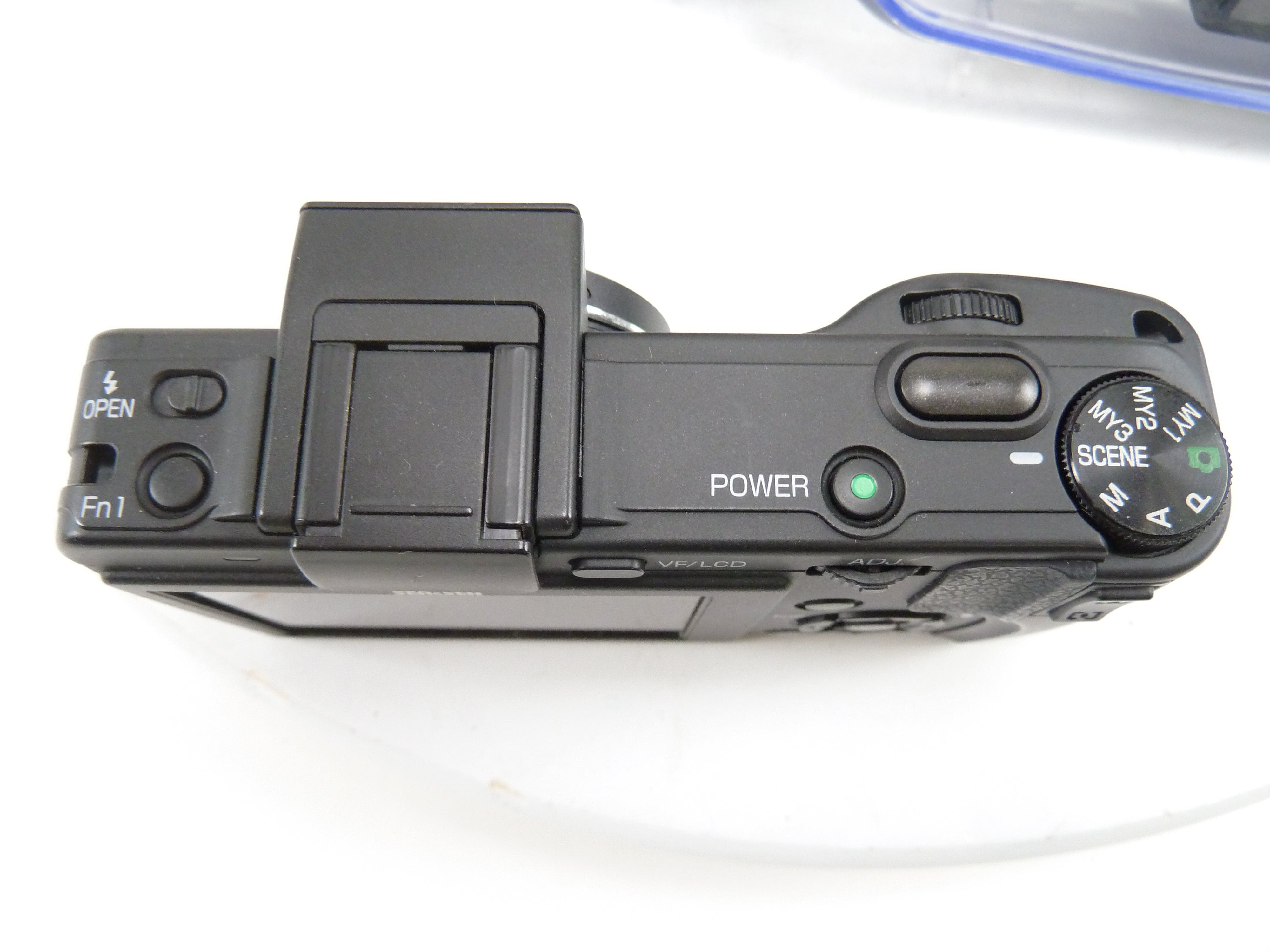 Sea and Sea DX-2G Camera and underwater housing – Camera Exchange