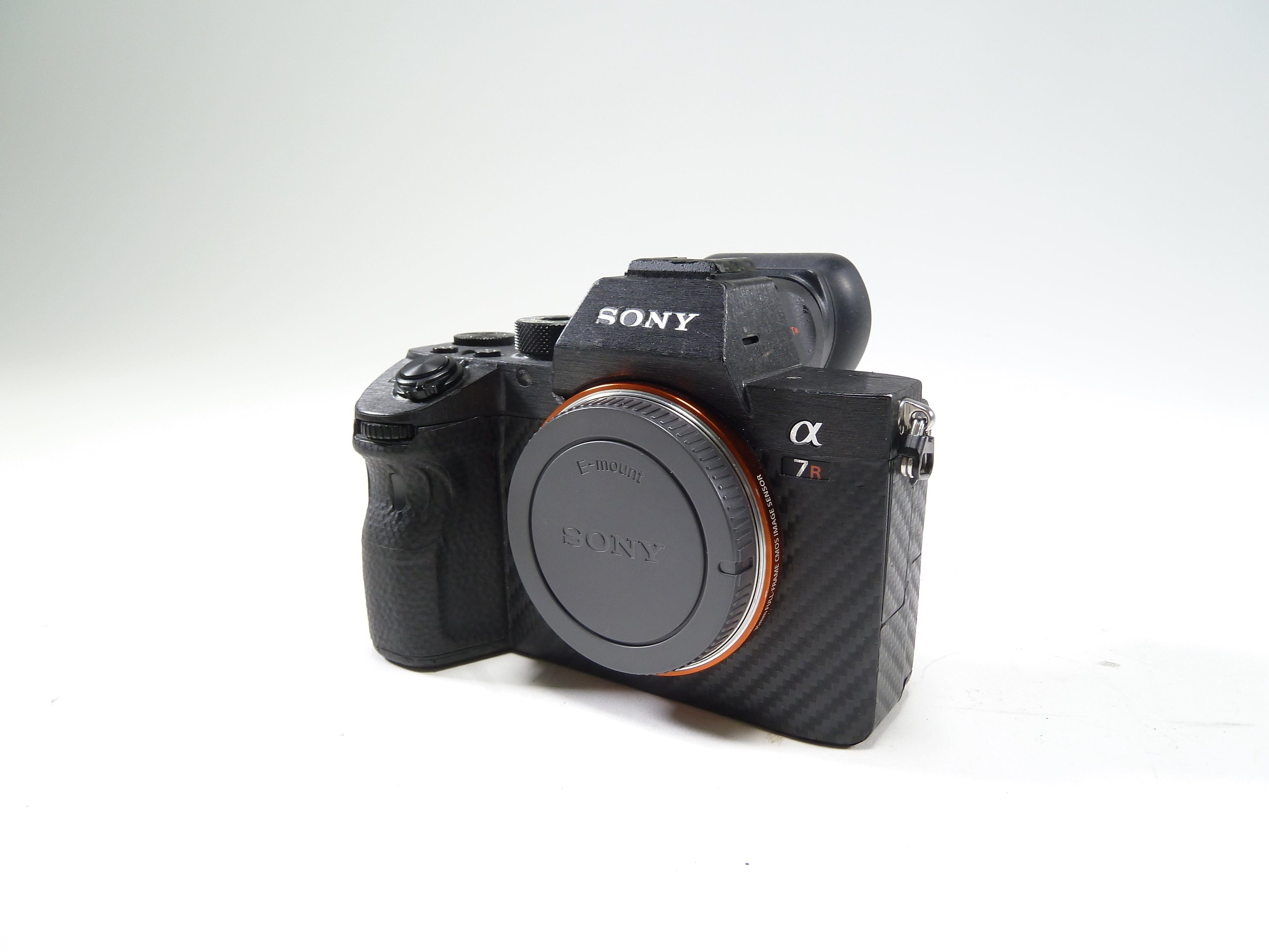 Sony a7R III Body Shutter Count 73315 – Camera Exchange