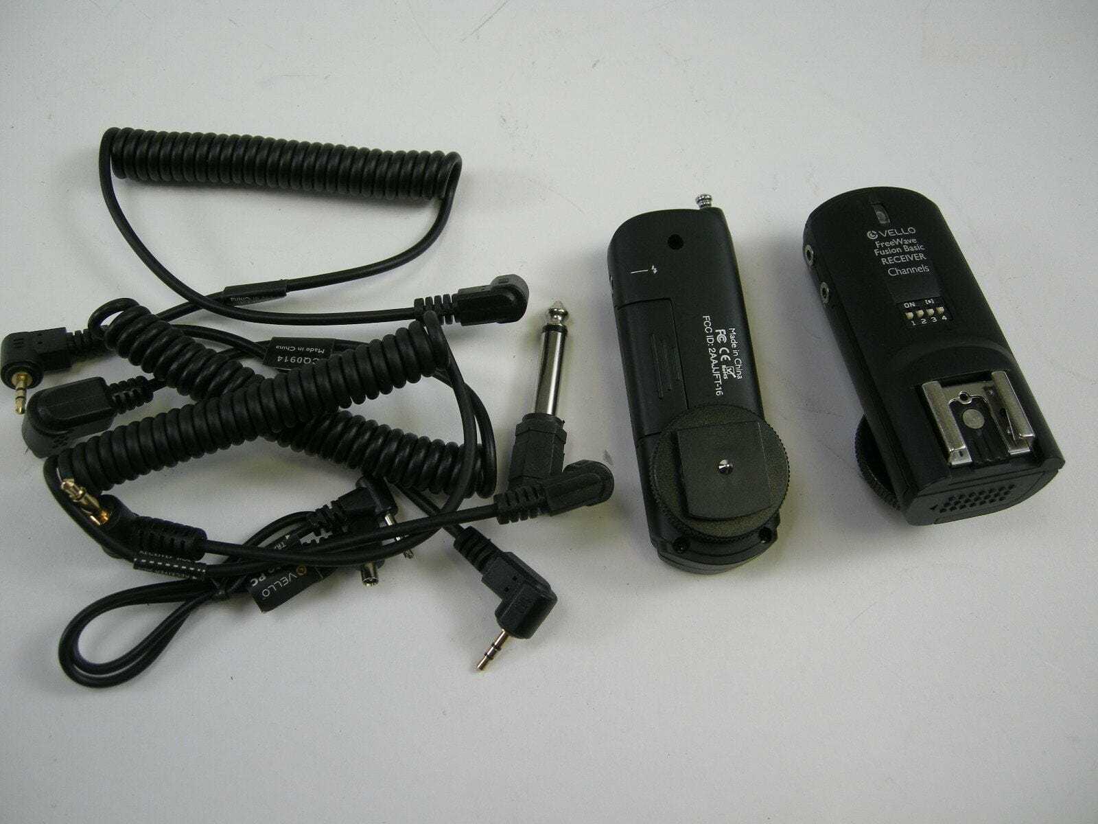 Vello free wave transmitter/ Reciver – Camera Exchange