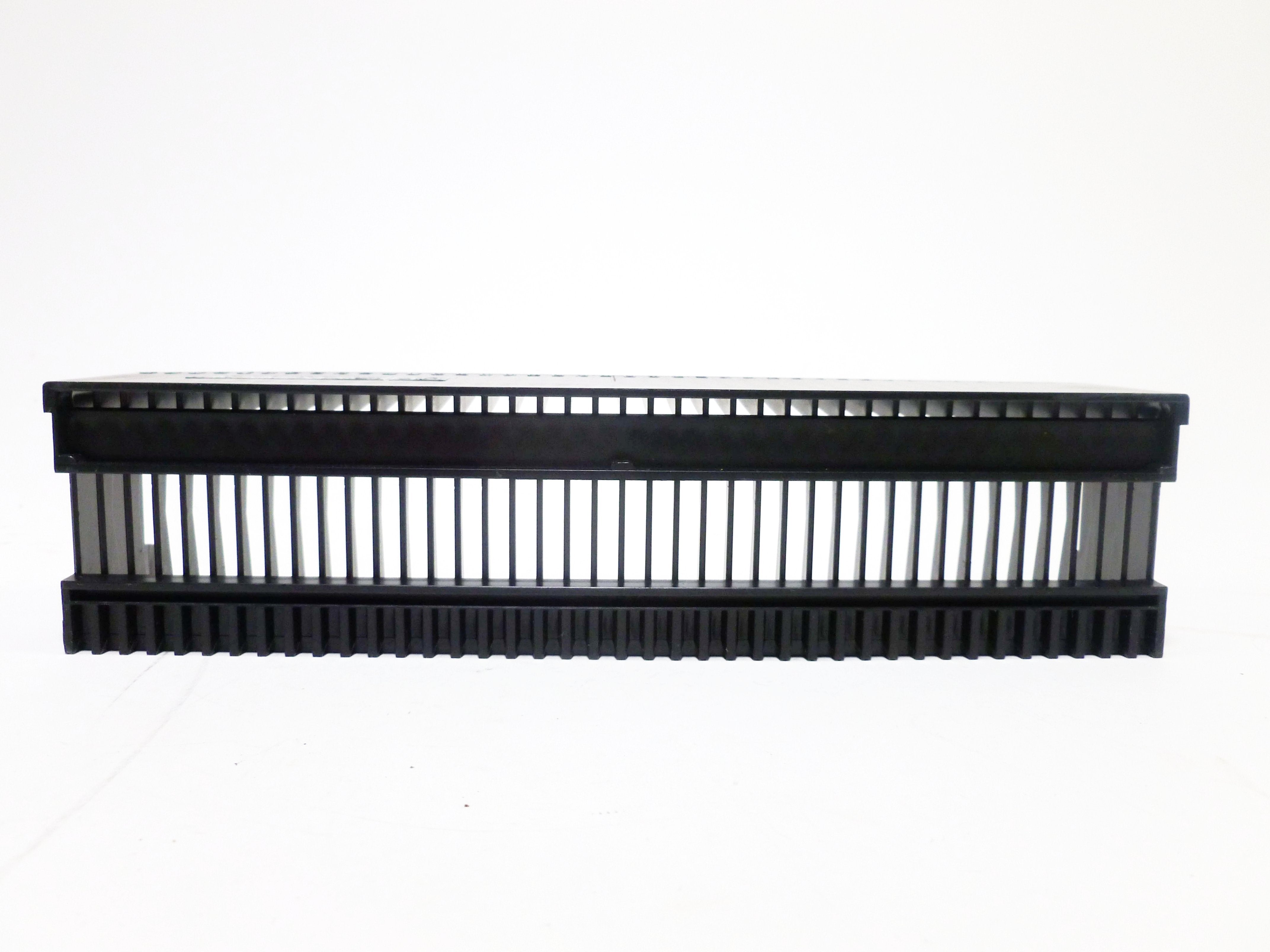 Vintage Montgomery Ward 2x2 Slide Projector Model 100 – Camera Exchange